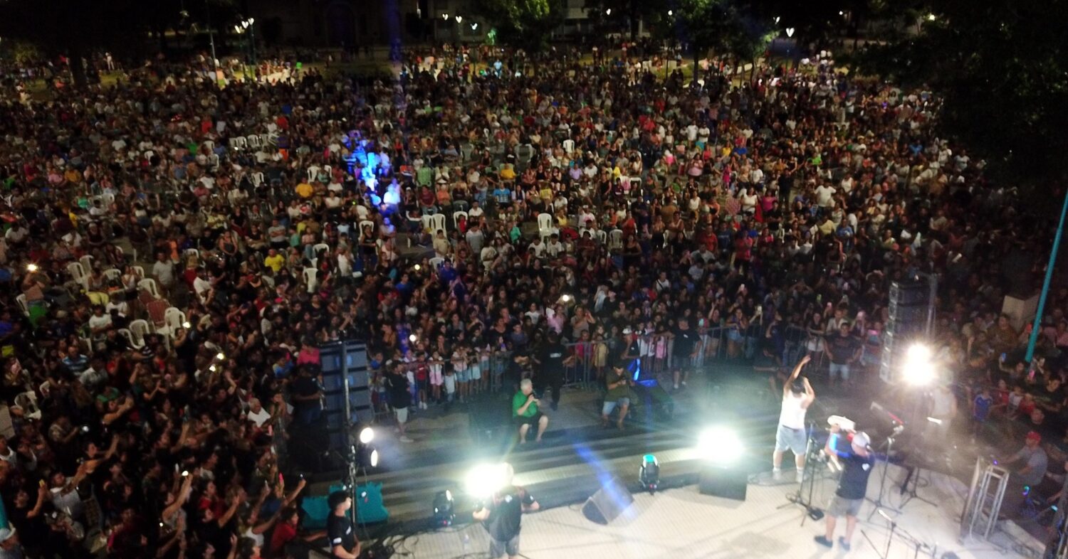 Vicuña Mackenna: “VIVA EL VERANO EN LA CIUDAD” - FM Samba